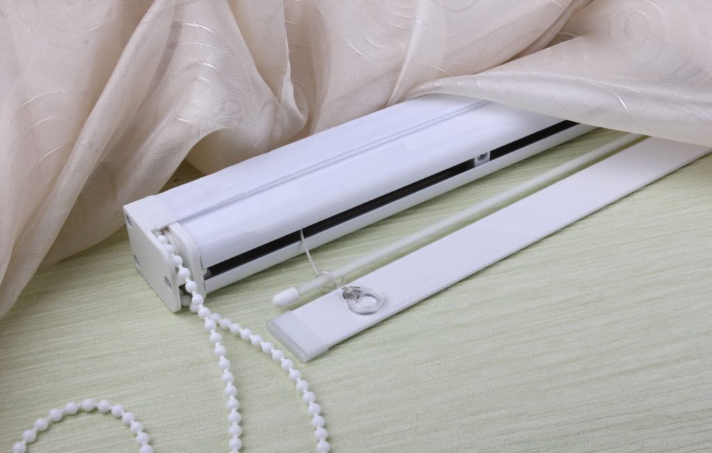 Store bateau à chaînette - 5900 - Subdéco - Déco